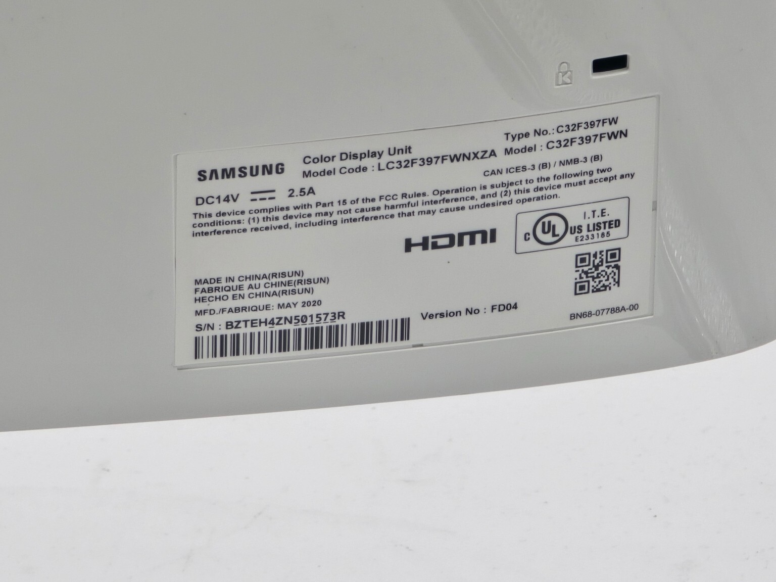 Samsung LC32F397FWNXZA 32" Curved Full HD LED Monitor – Glossy White ...