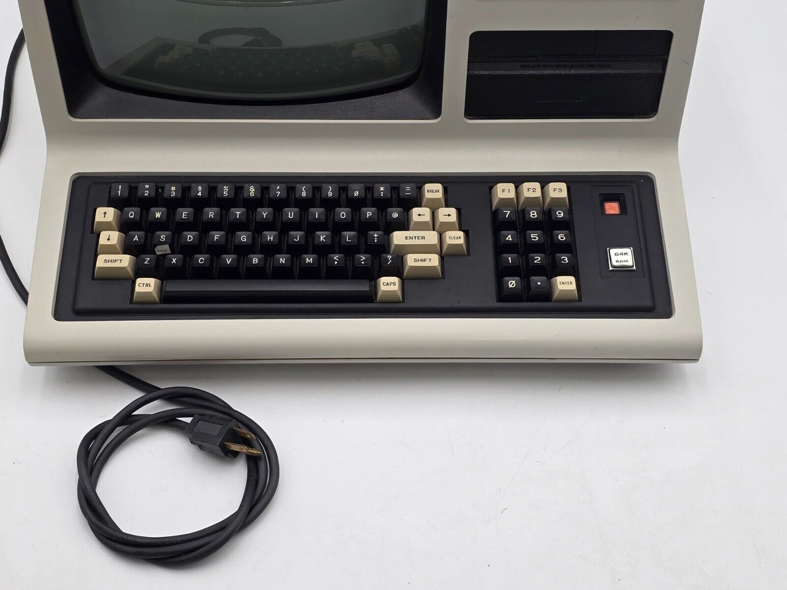 RADIO SHACK TRS-80 Model 4 Microcomputer - OregonRecycles.com