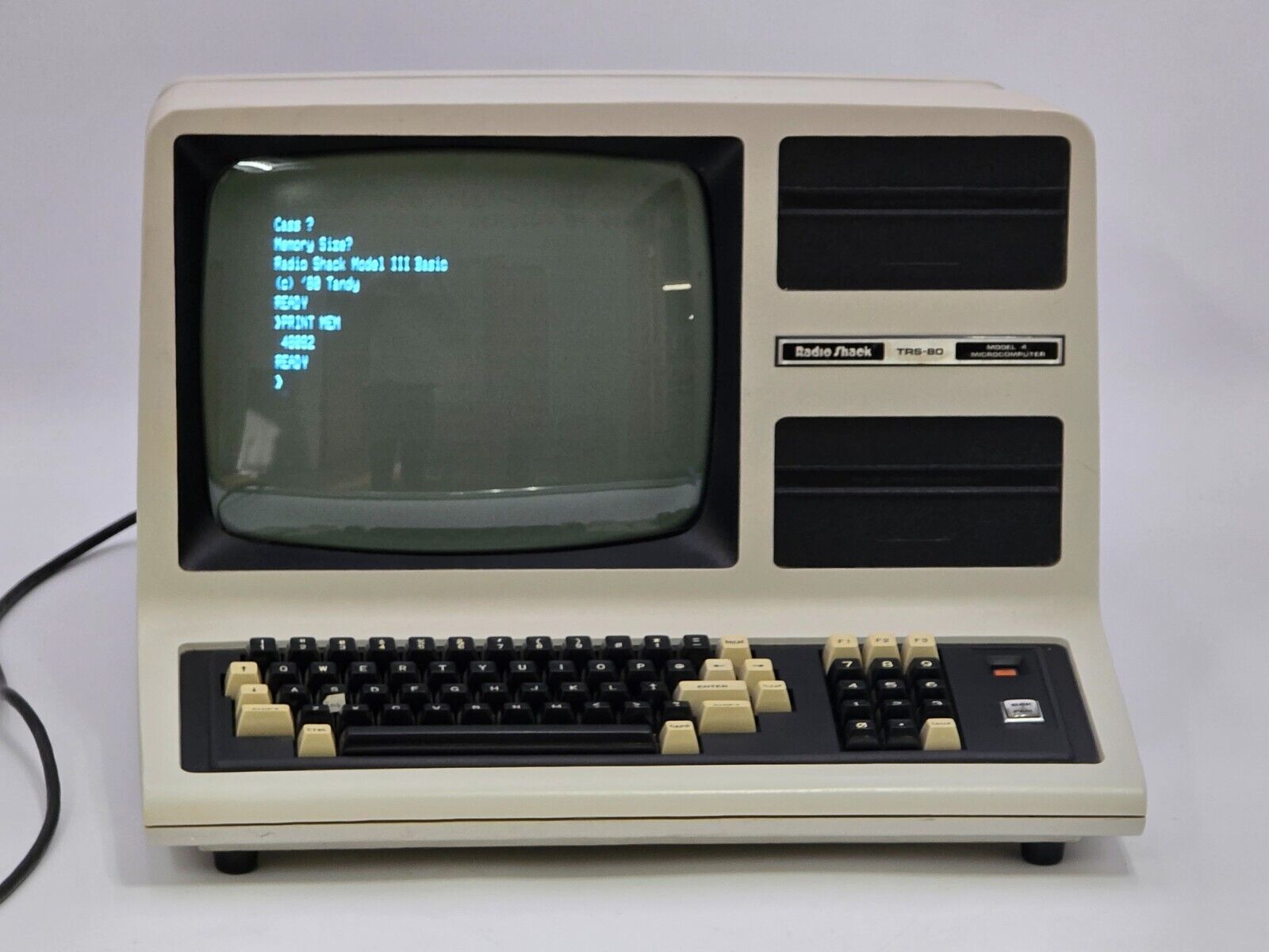 RADIO SHACK TRS-80 Model 4 Microcomputer - OregonRecycles.com