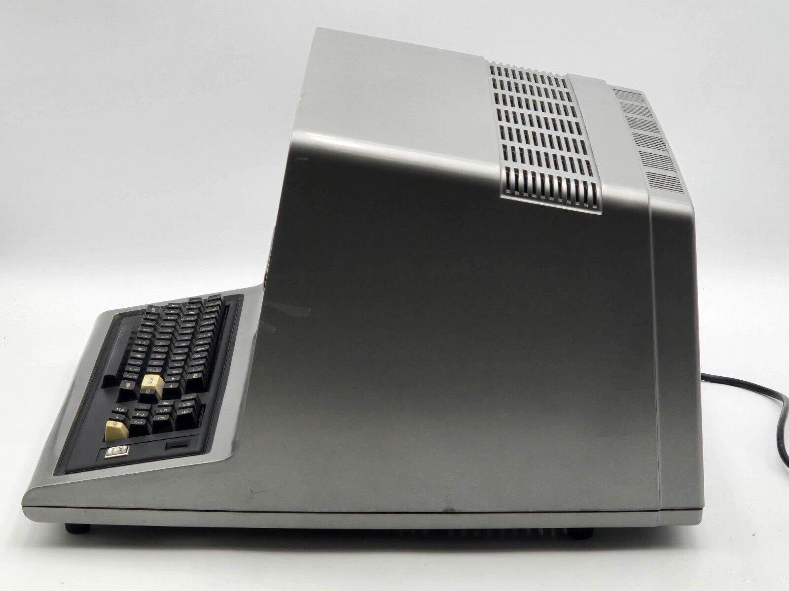 Vintage Radio Shack TRS-80 model 3 Basic fully functional ...