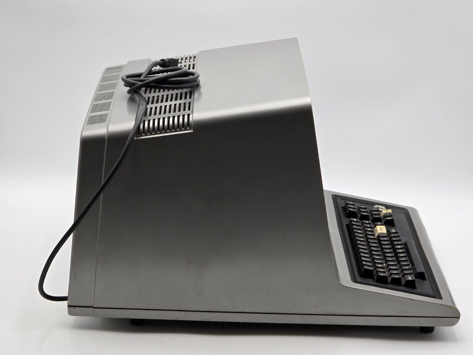 Vintage Radio Shack TRS-80 model 3 Basic fully functional ...